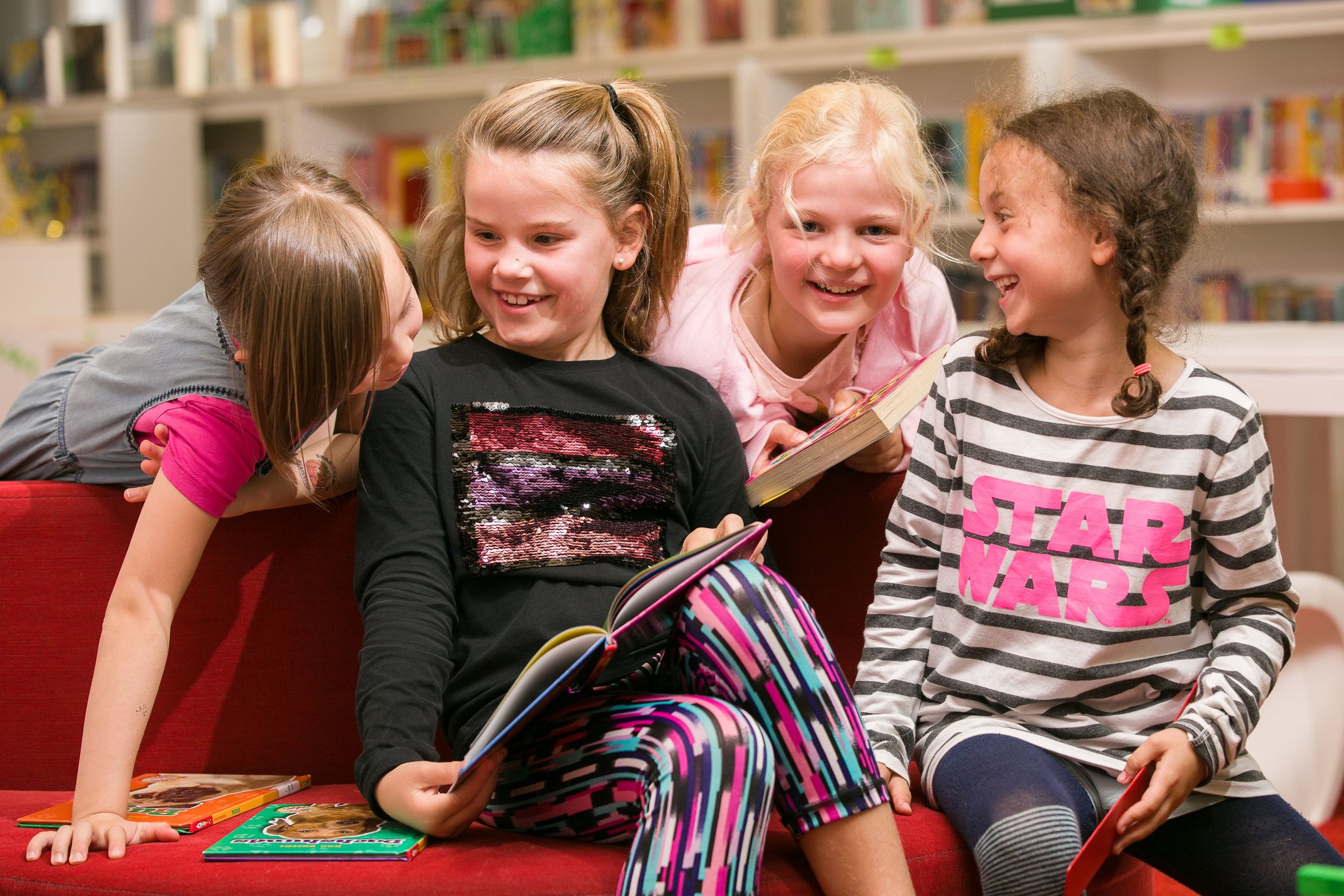 Does BBIS offer a bilingual curriculum?